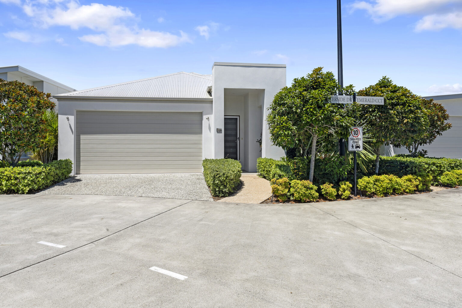 UNDER CONTRACT - Seachange